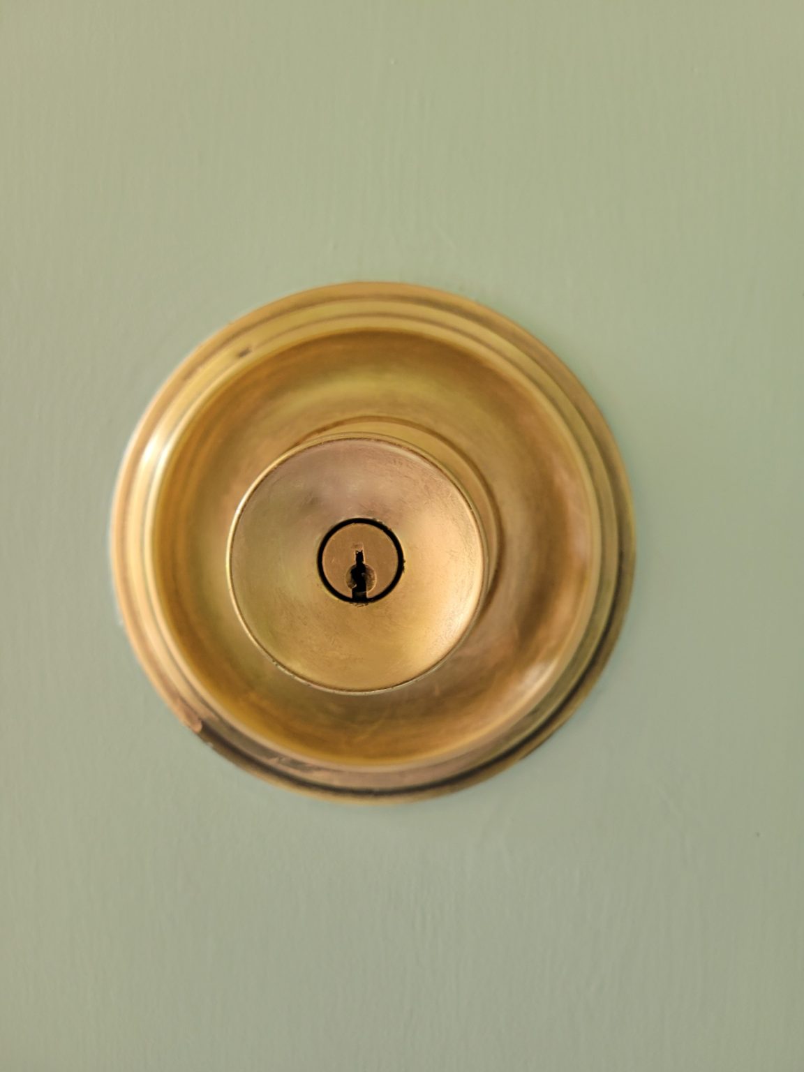 Front Door Refresh (How To Use Rub 'n Buff To Update Door Knobs ...